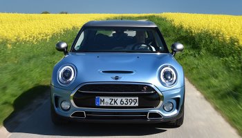 MINIクラブマン（F54）のボディカラーとルーフカラー | MINI COOPER Sketch