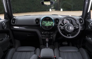 新型MINI クロスオーバー（F60） 発表！ハイブリッドもラインナップ | MINI COOPER Sketch