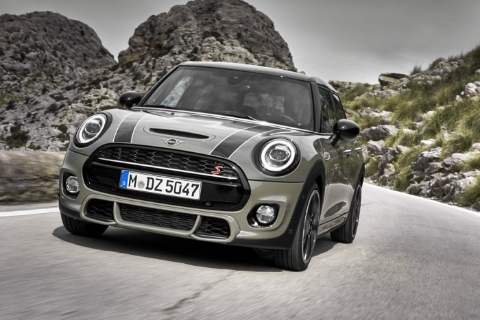 MINI 3ドア/5ドア｜エメラルドグレーの写真集 | MINI COOPER Sketch