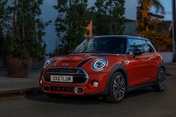 MINI 3ドア/5ドア｜ソラリスオレンジの写真集 | MINI COOPER Sketch