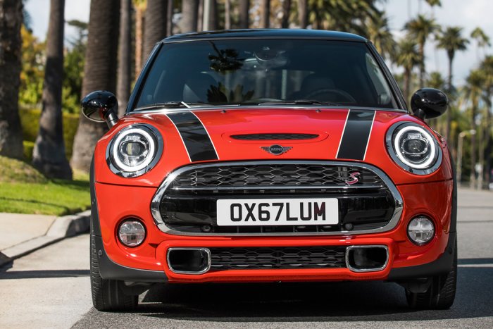 MINI 3ドア/5ドア｜ソラリスオレンジの写真集 | MINI COOPER Sketch