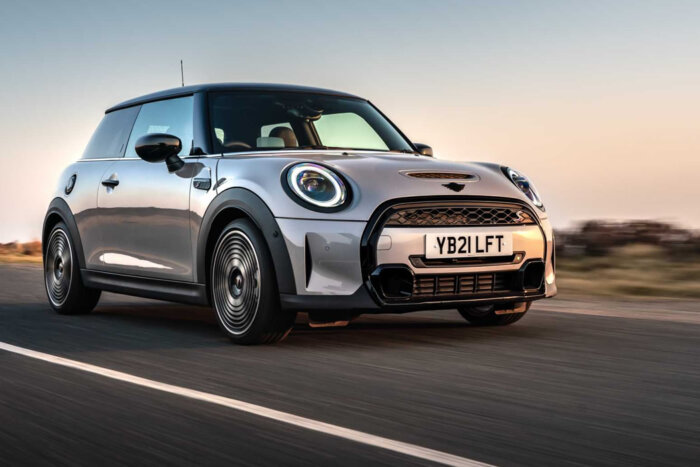 MINI 3ドア/5ドア｜ルーフトップグレーの写真集 | MINI COOPER Sketch