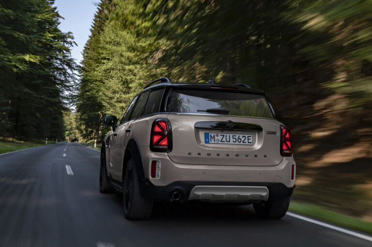 MINIクロスオーバー限定200台「ハイランドエディション」登場！ | MINI COOPER Sketch