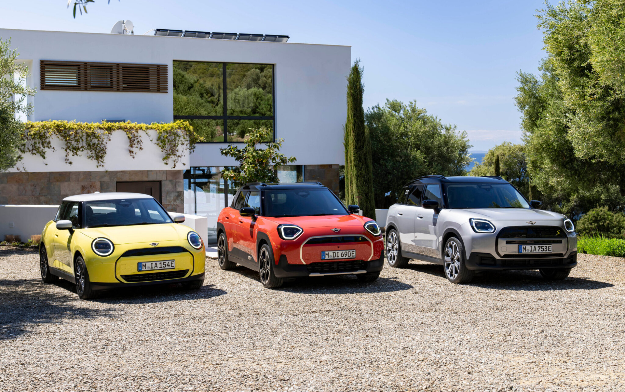 初のBEV専用MINI「エースマン」が国内販売開始！491万円から | MINI COOPER Sketch