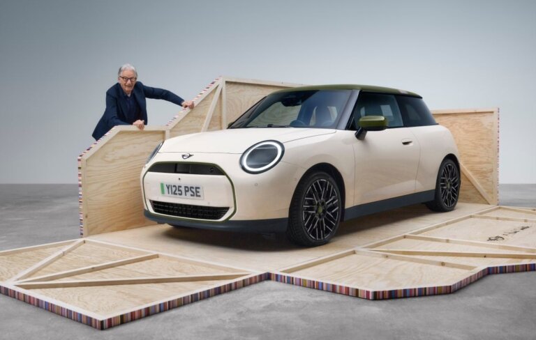 新型MINIクーパーの特別仕様車「ポールスミスエディション」登場！ | MINI COOPER Sketch